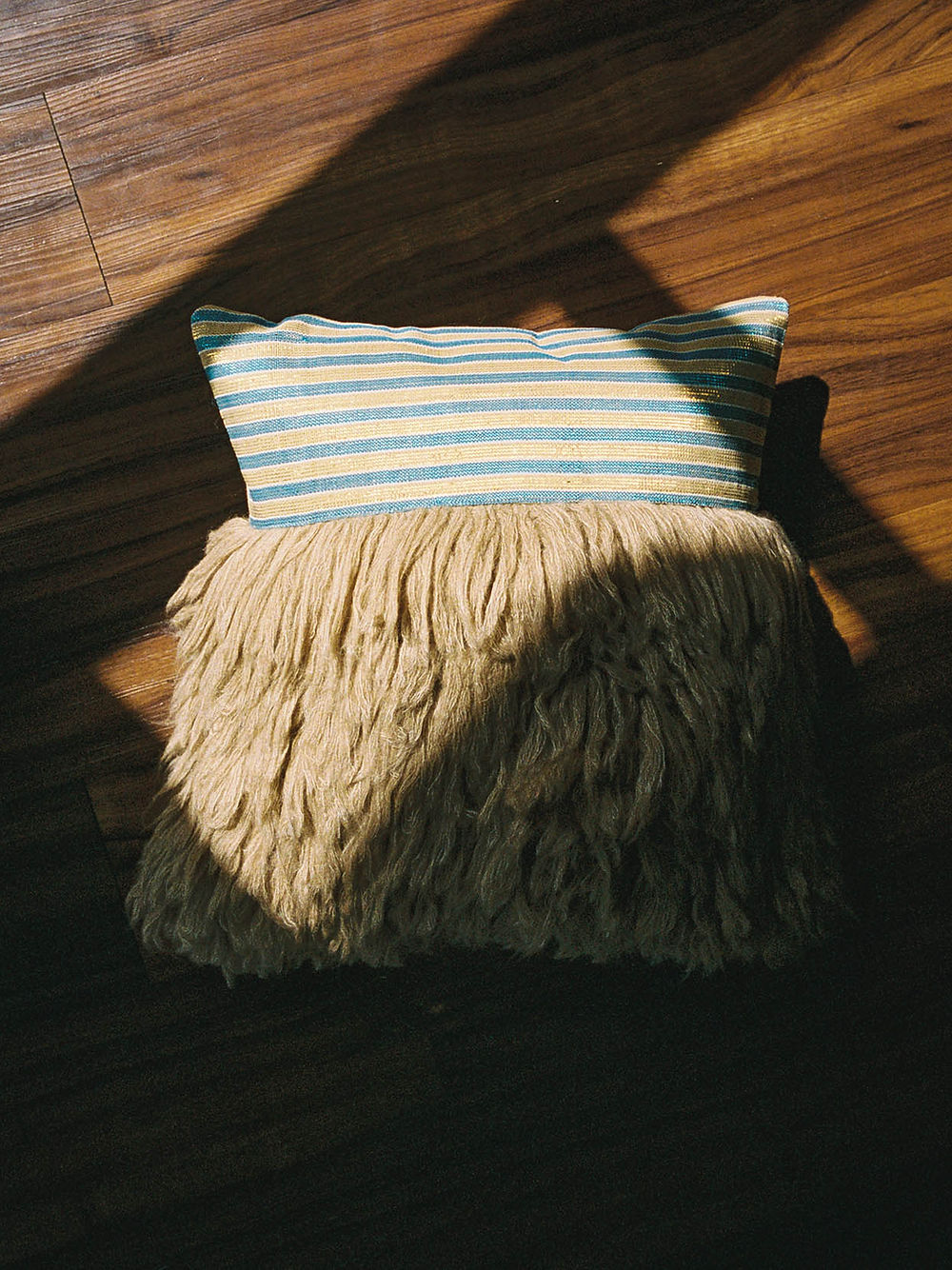 Iridescent Blue & Sand Wugo Pillow | Ifsthetic